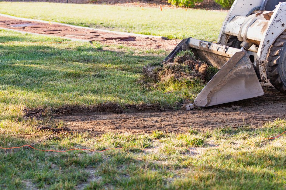 Cost to Regrade Yard | Backyard Leveling Cost | Fixr.com